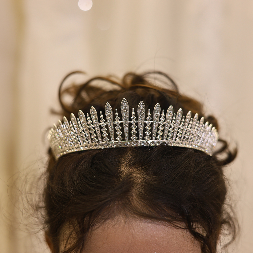 GownLink Crystal Studded Bridal Wedding Crown Tiaras for Women and Gir